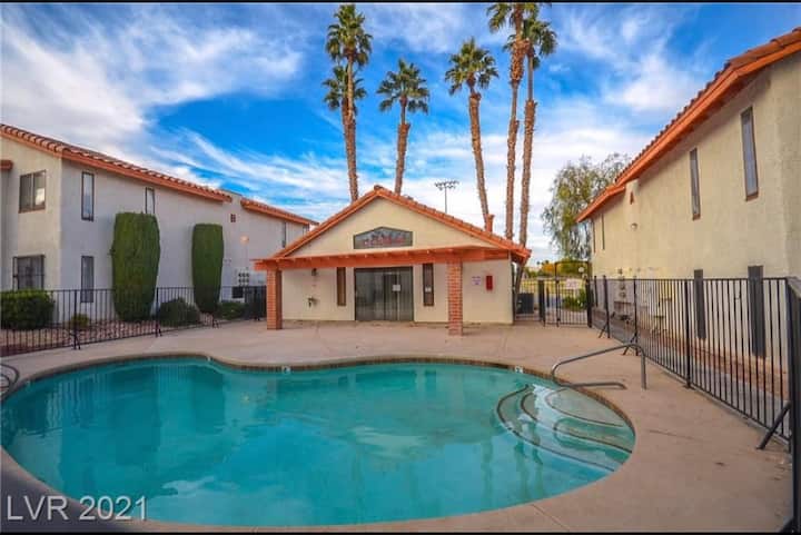 Condo Close To The Strip, Unlv & Sunrise Hospital - Las Vegas, NV
