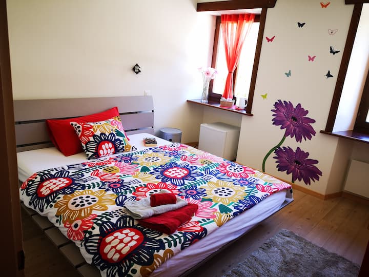Gerbera, Chambre Avec Vue Sur La Montagne - Bellinzona