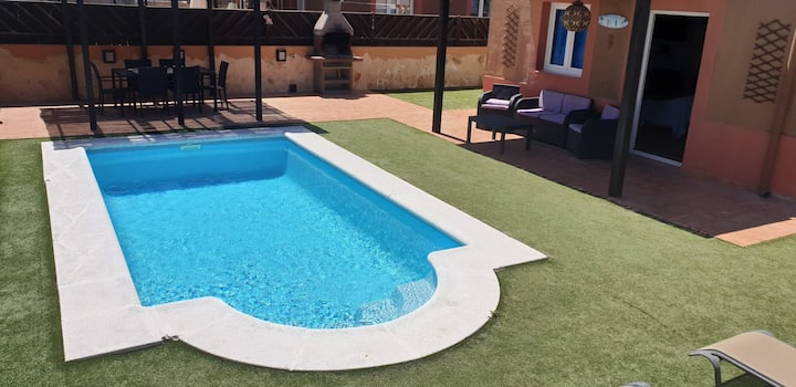 Stunning Detached Villa With Private Heated Pool - Corralejo