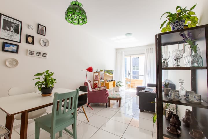 Apto Inteiro Em Jardim Da Penha Em Vitória! - Vitória