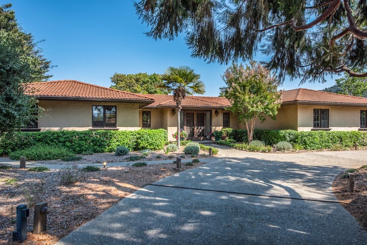 4 Bedroom Carmel Valley Home Plus 1 Bdr Guesthouse - Carmel-by-the-Sea, CA