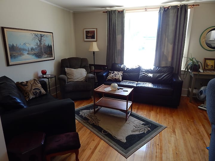 Chez Marcel - Perth-fect Place - Perth, ON, Canada