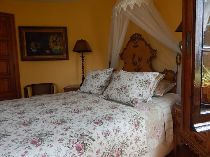 Romantic Tower Suite - Llafranch