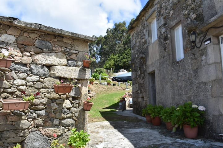 Countryside House With Idyllic Views - Vivero