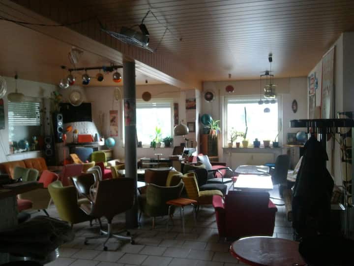 Das Erlebnis: Living In A Bar - Heidenheim an der Brenz