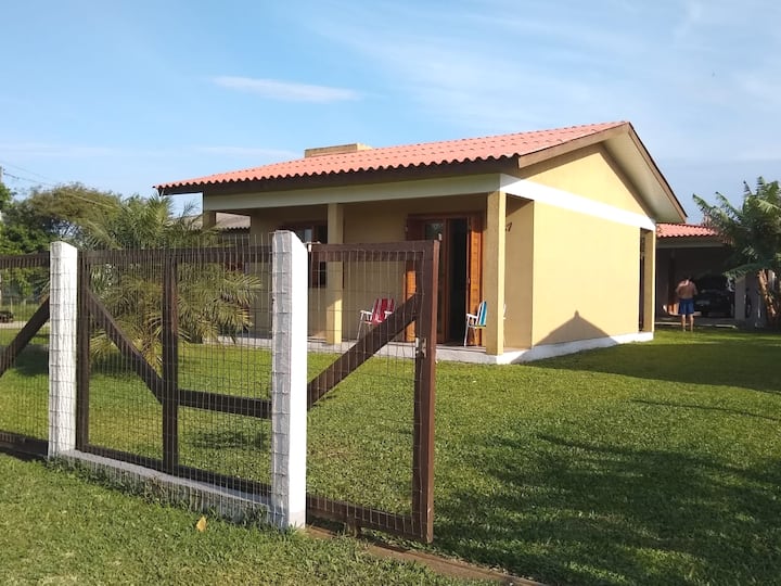 Casa Para Alugar Em Arroio Do Sal. - Arroio do Sal