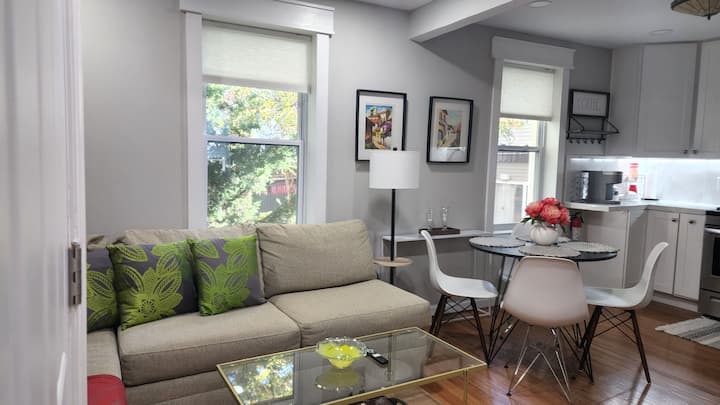 Modern Apartment 30 Days Minimum - Hoboken, NJ