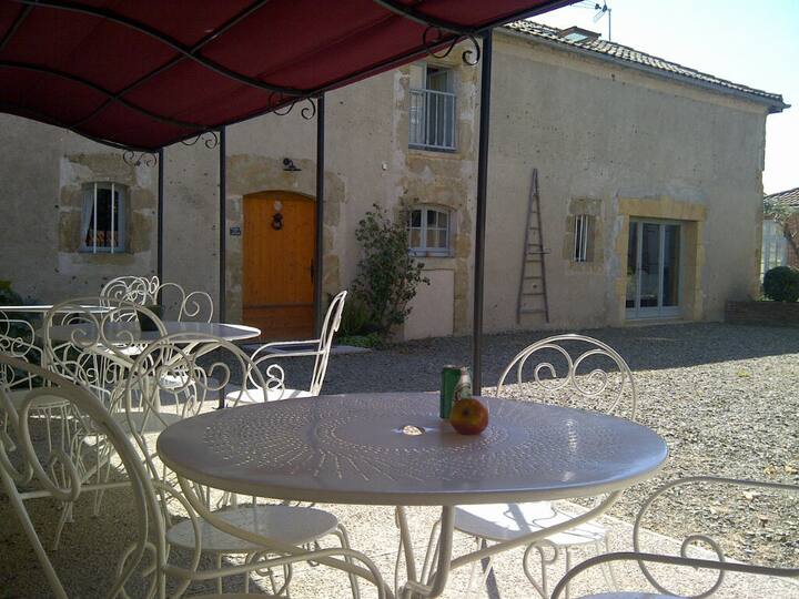 Chambre Grand Lit, Sanitaire Prive, Wifi - Aire-sur-l'Adour