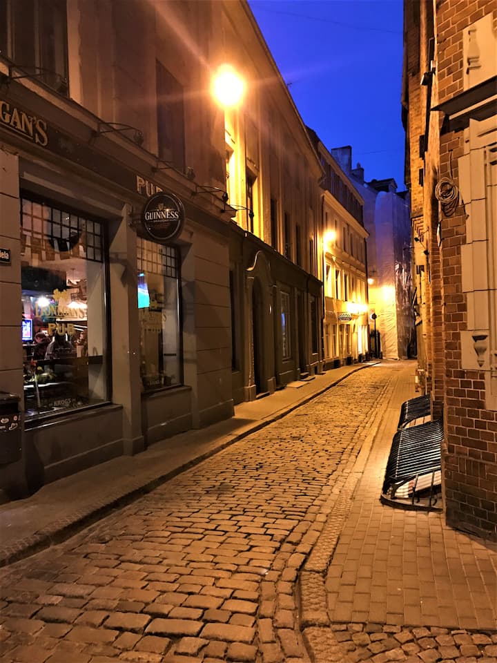 Historic 2-room Old Town Apartment - Riga
