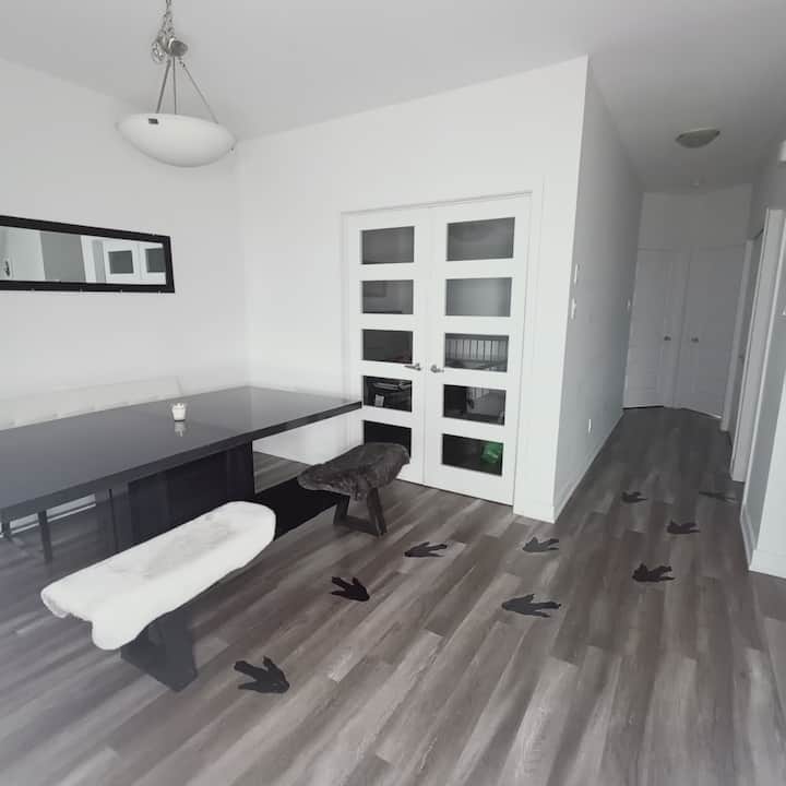 2 Bedrooms 1 Office Apartment 15mins From Ottawa - Gatineau