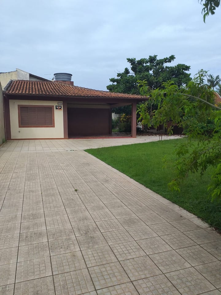 Chalé Casa A 50 Metros Da Praia - Itapoá