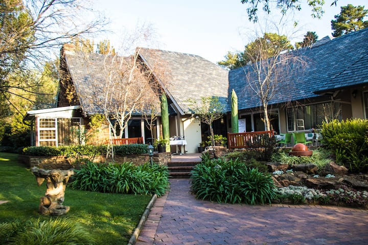 Glendower View Guest House - Edenvale