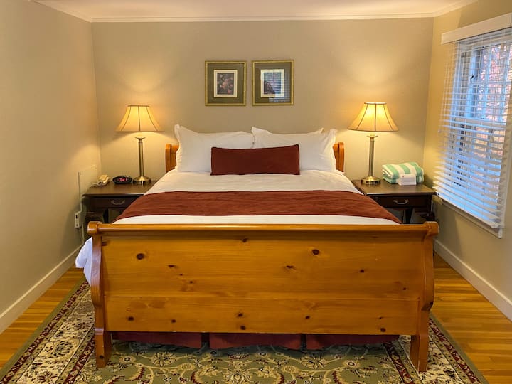 Noco Village For 2! - Conway, NH