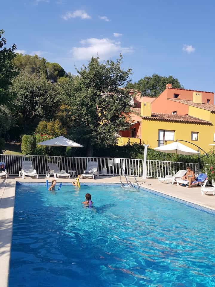 Rez-de-jardin De Charme - Cagnes-sur-Mer