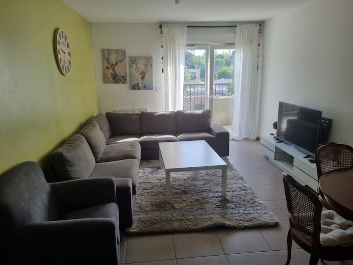 Chambre Avec Terrasse Proche Du Centre Et Gare. - Lattes