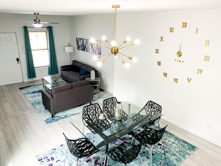 ⚡️Newly Renovated Mid-century 3br/2ba, 5mins➡️dt - Indianápolis, IN