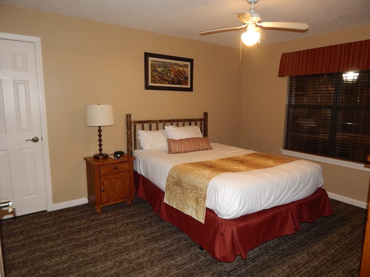 Villa In Beautiful Berkshires Resort, Lee Ma - Lee, MA