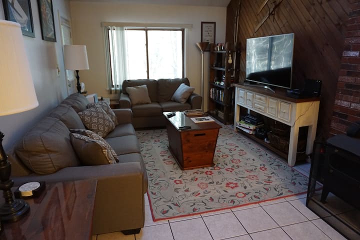 Bear Cubs' Penthouse - Seasons At Attitash - New Hampshire (State)