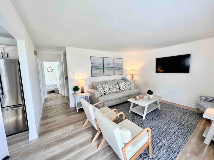 Spacious 4bdr 2bth Cape May (6beds) Great Location - Cape May, NJ