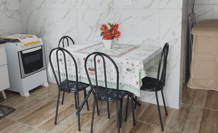 Casa Com Ar Cond, Estacionamento, Local Seguro. - Rio Grande