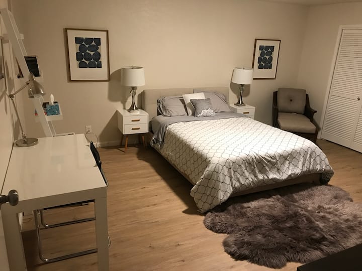 Stylish One Bedroom With Patio By The Ocean - Aptos, CA