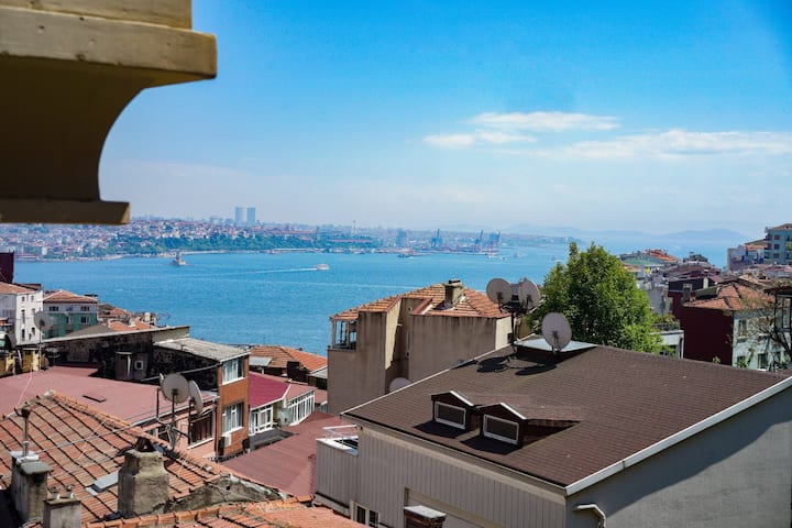 Sea View Comfortable Suite In A Min Taksim Square - Istanbul