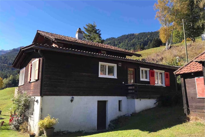 Naturnahe Ferienwohnung „Bergesrueh“ Mit Parkplatz - Arosa