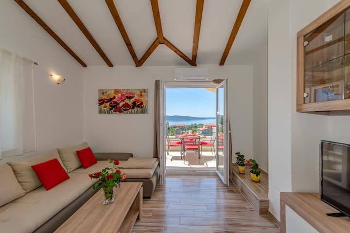 Sea View & Comfort Close To Split 2 - Split