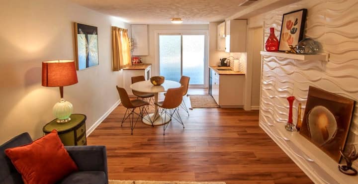 Great For Extended Stays, Near Keeneland, Dogs Ok - Lexington, KY