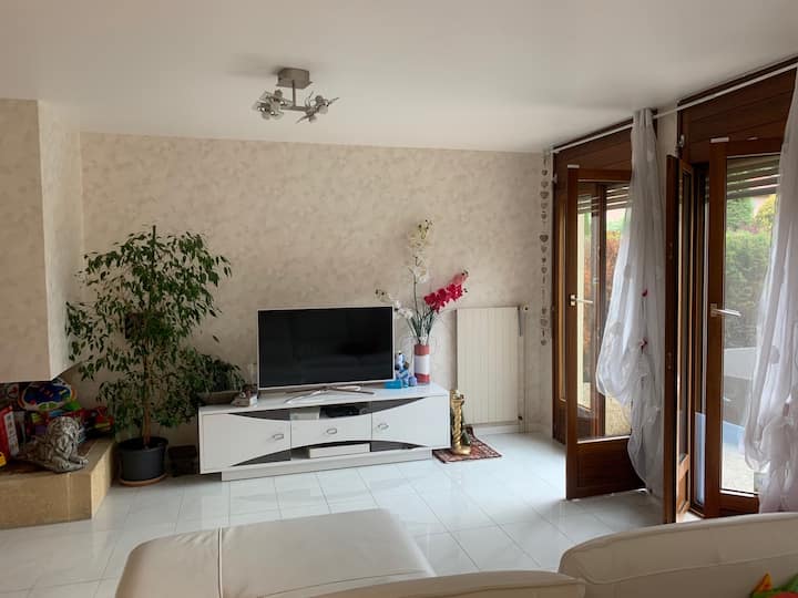 Geneva's House, Near Palexpo - Geneva