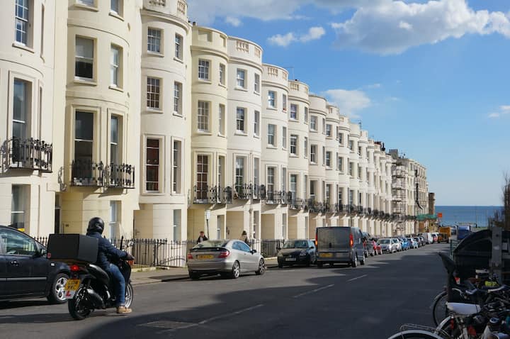 Spacious Cosy 3rd Floor Period Flat Near Seafront - Brighton & Hove