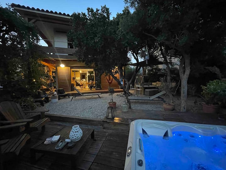 Maison Récente Avec Jacuzzi Sous Les Pins - Côte d’Azur