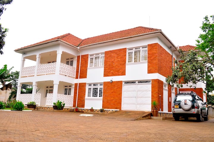 Paradise Villa, Kawuku, Bunga, Kampala - Uganda