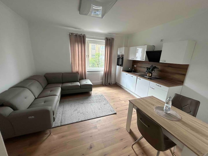 Wunderschöne 2zimmer Wohnung Stadtmitte Düsseldorf - Düsseldorf