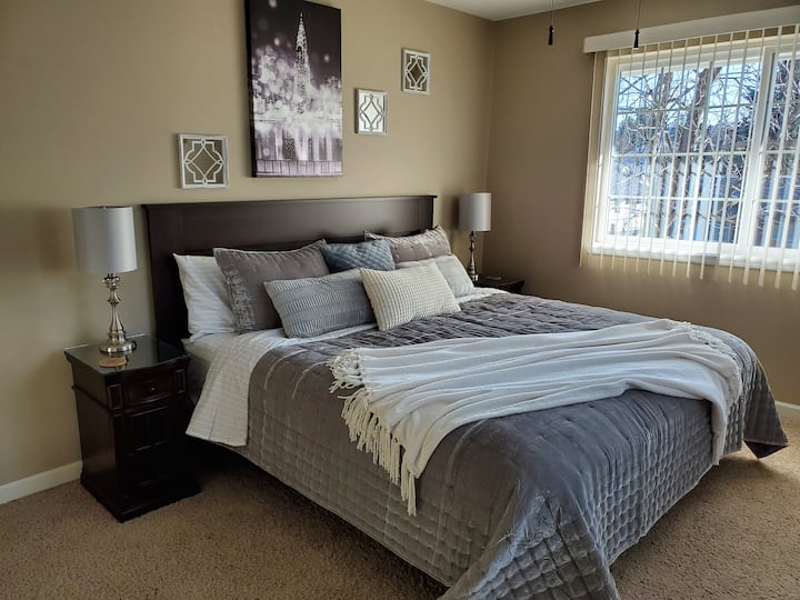 Spotswood Upscale B & B Apts - Moscow, ID