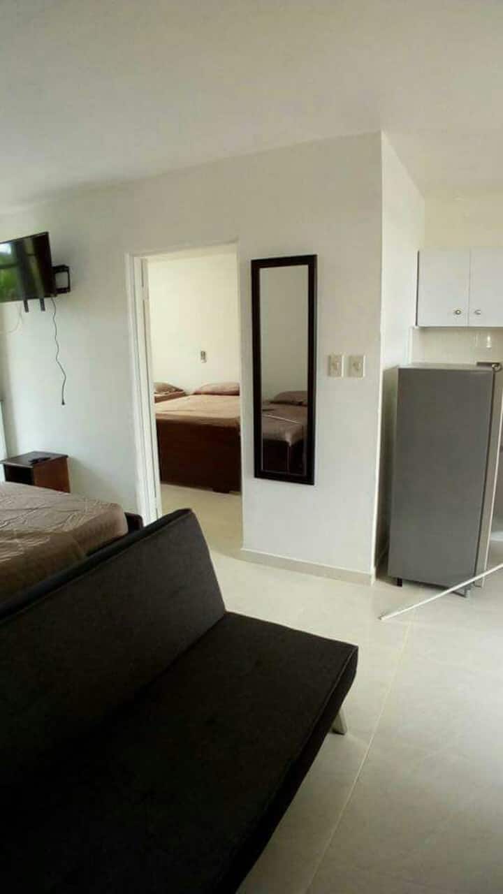 Posada Rocky #2. Apartamento De 2 A 7 Personas. - San Andrés