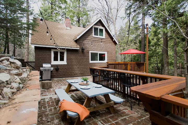 The Dogwood Cottage, 1 Mile To The Village! - Lake Arrowhead, CA