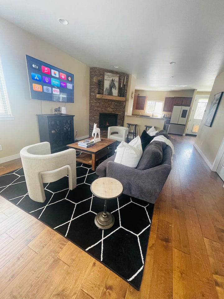 Family Friendly, 10 Mins- Nau Hiking & Downtown - Flagstaff, AZ