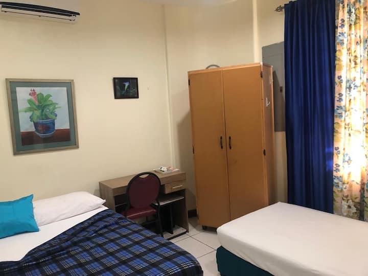 Inna Citi Place ‘Experience The Best!’- Room 1 - Port of Spain