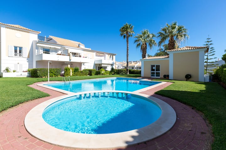 Vila Calma Um Oásis Dentro De Vilamoura - Quarteira