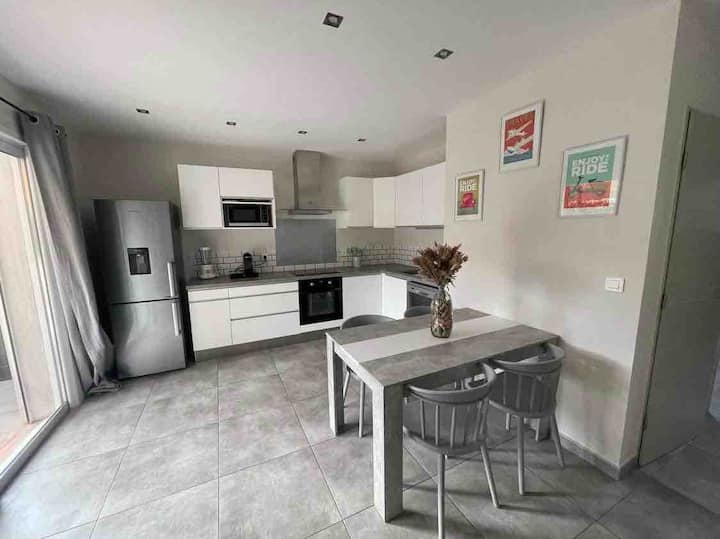 Petite Villa Au Calme Avec Jardin Privé - Roquebrune-sur-Argens