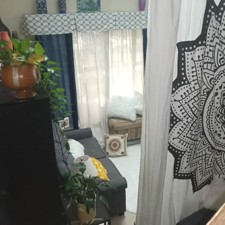 Stamford Private Room Downtown - Stamford, CT