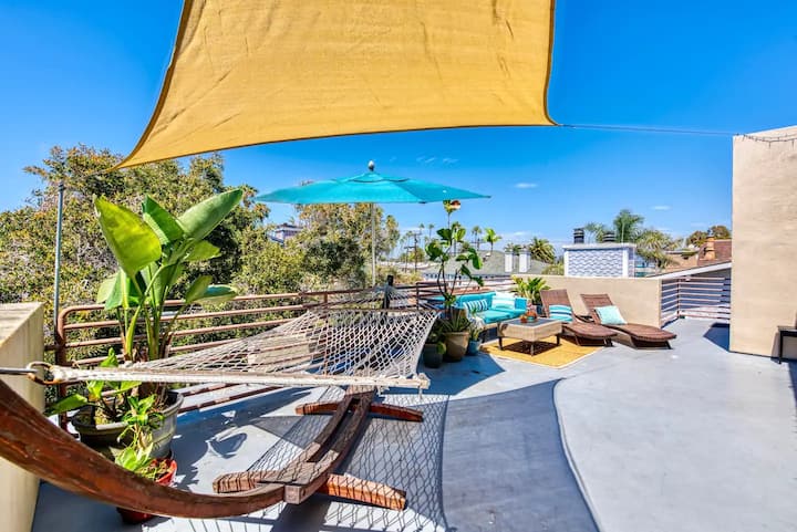 Massive Oceanview 6br Penthouse + Rooftop Decks - San Diego, CA