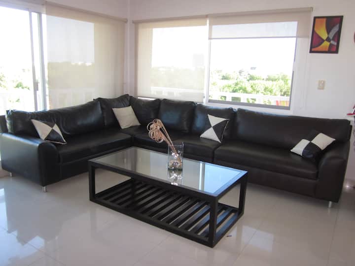 Penthouse Ocean & Golf Course View "Puerto Cancun" - Cancún