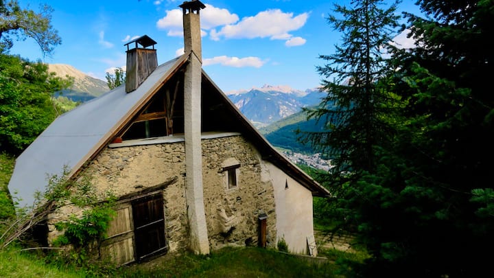 Magnifique Chalet D'alpage à Serre-chevalier. - Briançon