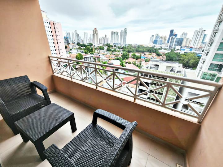 Spacious 3 Bdrm Apartment W/ Ac - Panama City