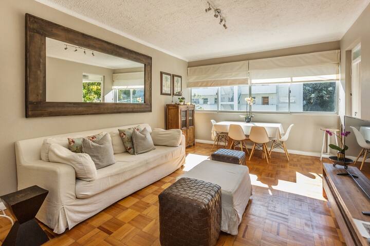 Spacious Cosy Room 5 Min From The Promenade - Cape Town