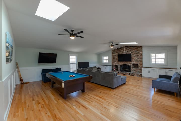 Spacious Midtown Ranch- 10 Min To Wrightsville - Wilmington, NC