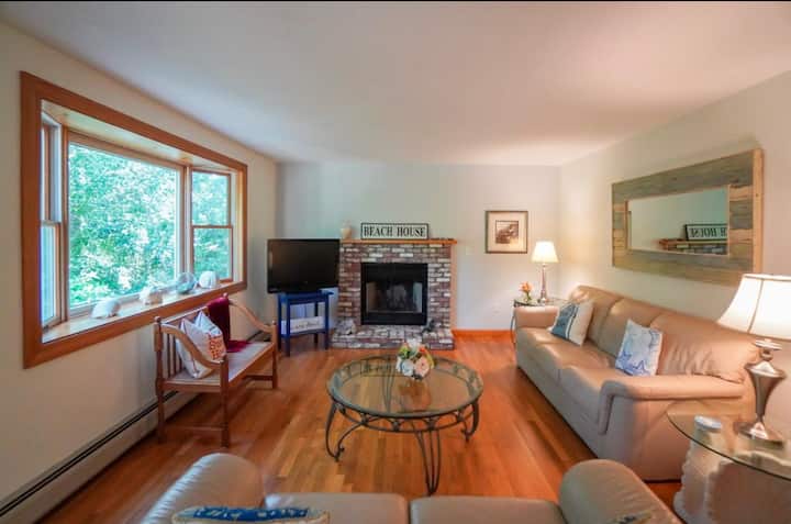 Your Beach House On The Island - Oak Bluffs, MA
