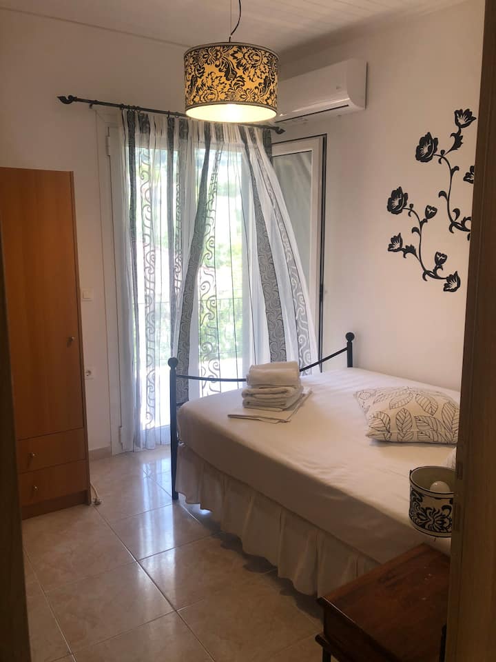 Cozy Studio 1 Min From The Beach - Lefkada